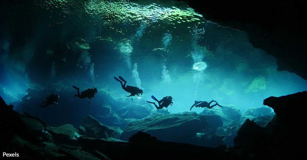 “Yellow Brick Road” Discovered in Pacific Ocean Stirs Wonder and Curio ...