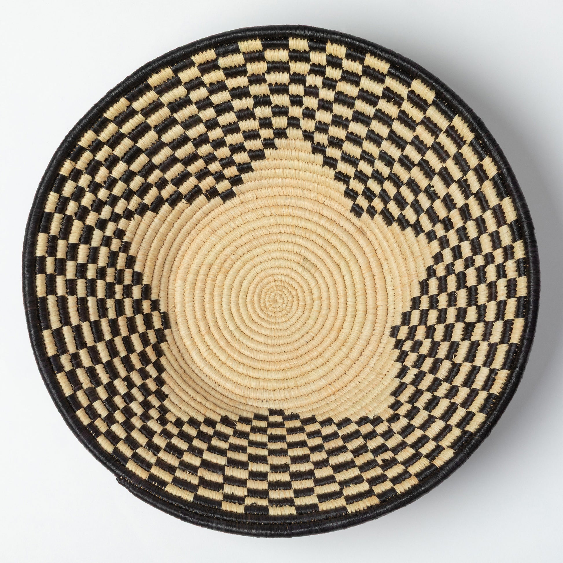 Handwoven Raffia Checkered Star Bowl | GreaterGood