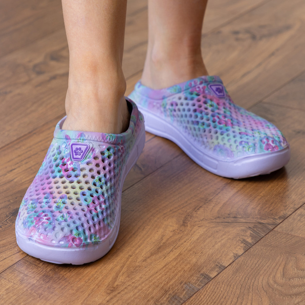 Women's Colorful Paw Print Lightweight Slip-On Clogs | GreaterGood