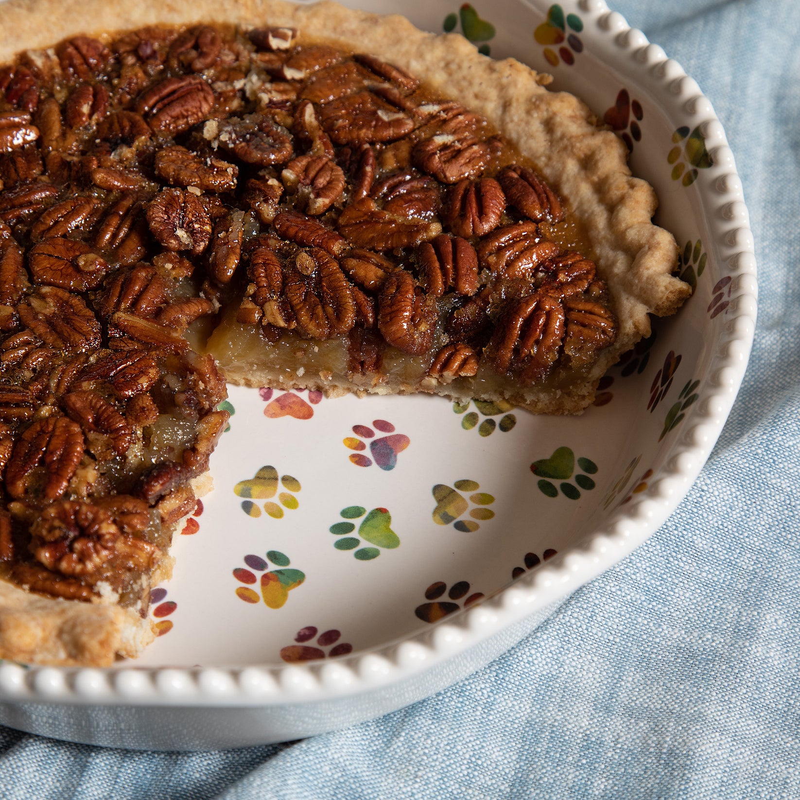 Decorative 10" Ceramic Pie Plate | GreaterGood