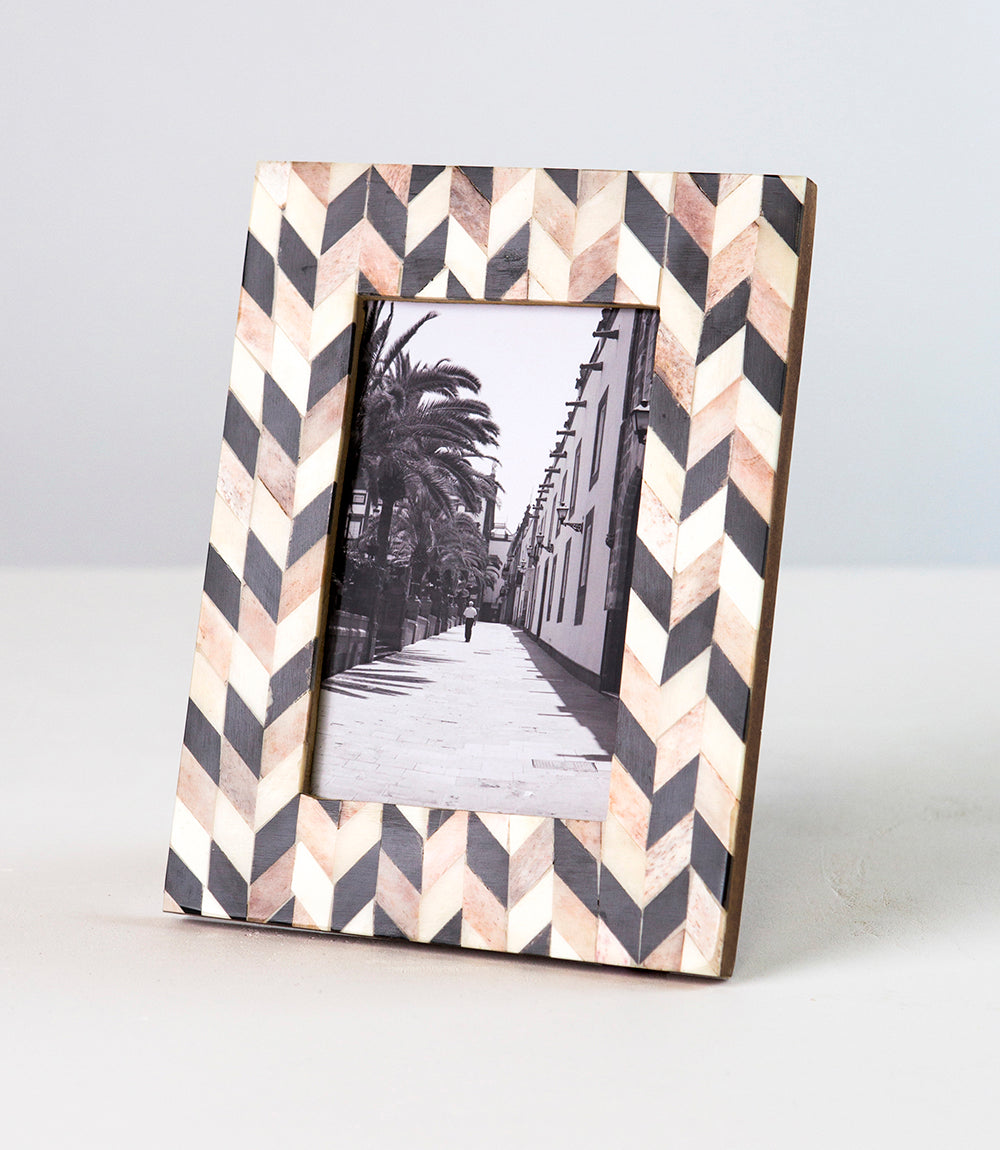 Artemis Frame | GreaterGood