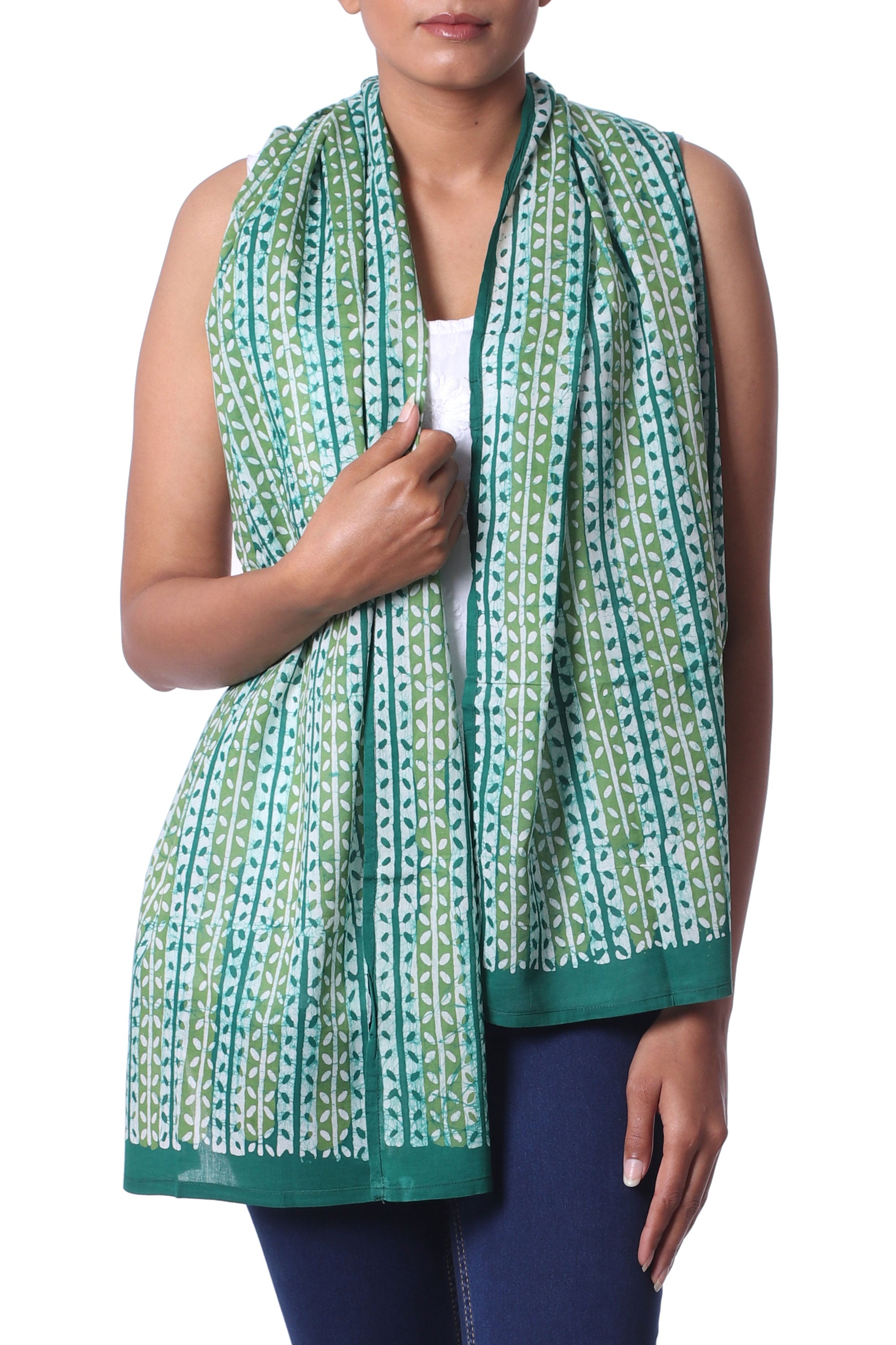 NOVICA Leafy Vines Green Indian Woodblock Dyed Vine Pattern Batik ...